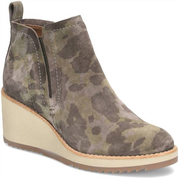 Sofft | Shoes | New Sofft Womens Emeree Waterproof Wedge Bootie In ...